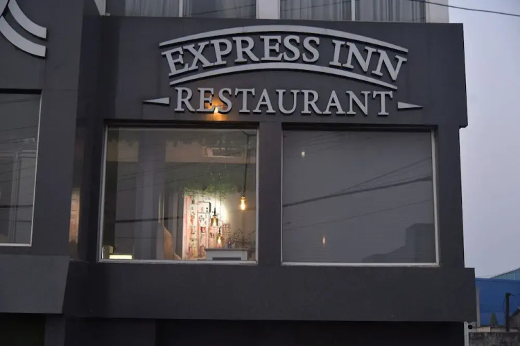 Hotel M Plaza Dhulagar Howrah - Howrah