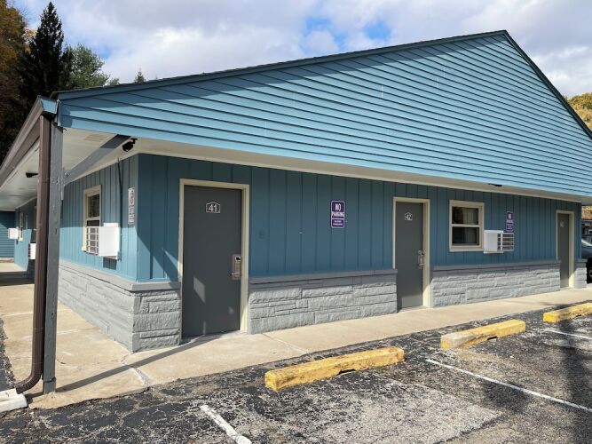 Royal Motel - Brown County, IN
