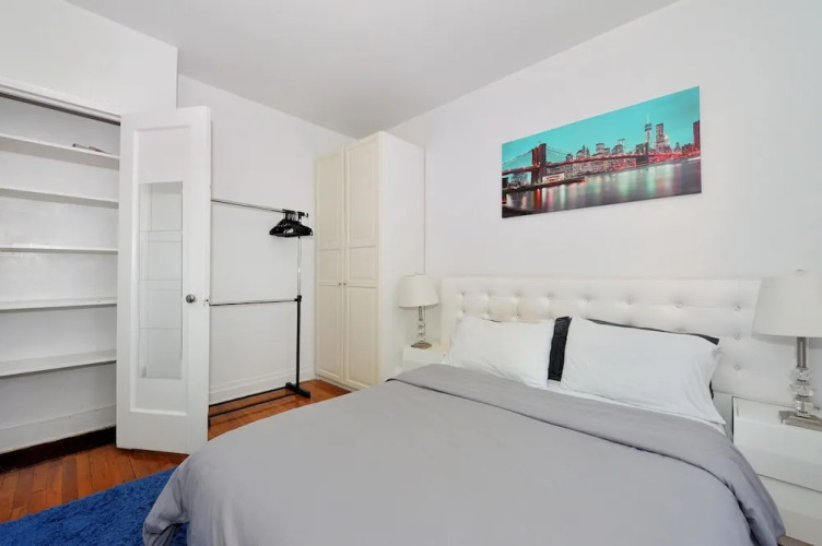 Midtown West Furnished 3 Bedroom Apartment - Jackson Heights - Queens NY