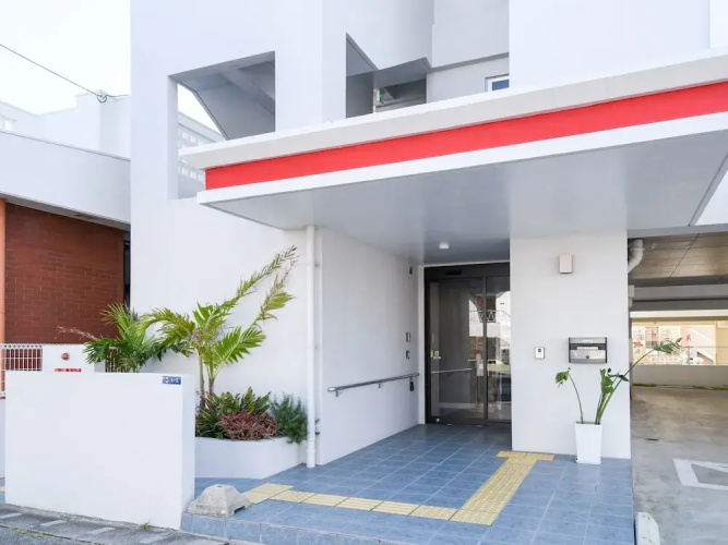 Rich Reson Awase - Okinawa, Japan