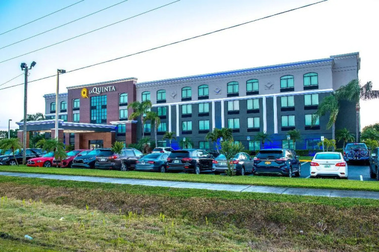 La Quinta Inn & Suites Clearwater South - Largo, FL