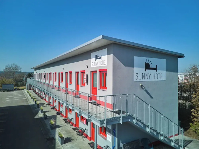 Sunny Hotel Regenstauf - Regenstauf