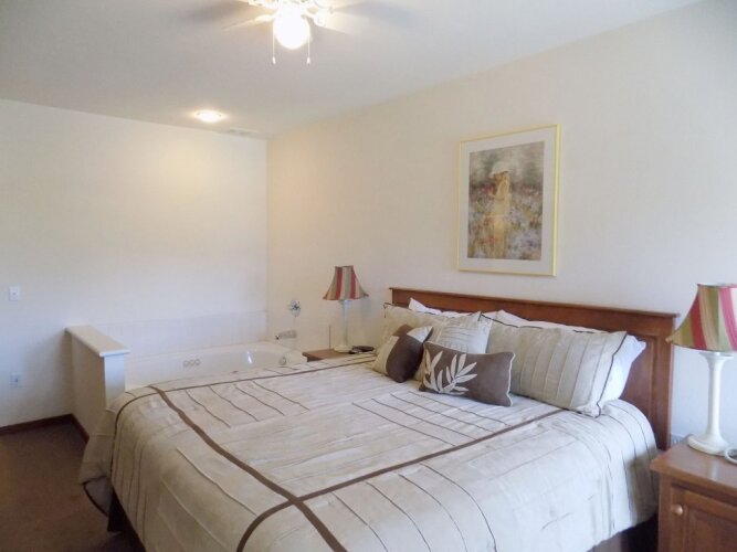 Scandinavian Lodge - Baileys Harbor, WI