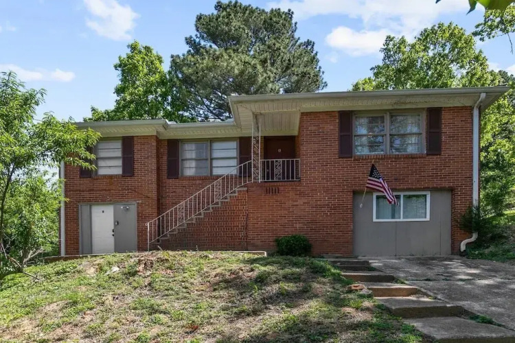 Broadmoor Bungalow - Unit B - Birmingham, AL