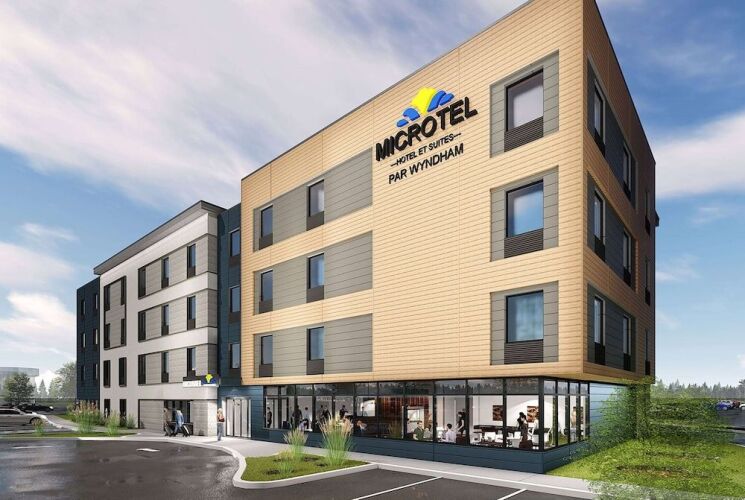 Microtel By Wyndham Lachute - Laurentides