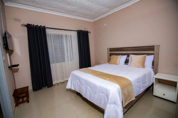 Lulu Guest Lodge - 빅토리아 팔스