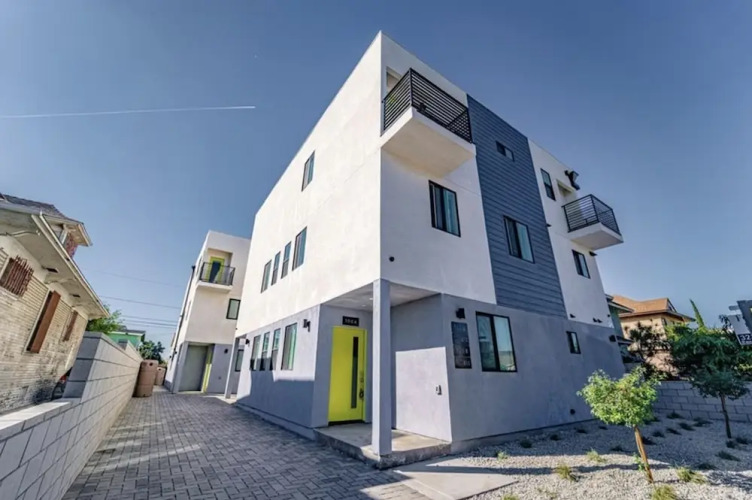 Green Homestay - Los Angeles, CA