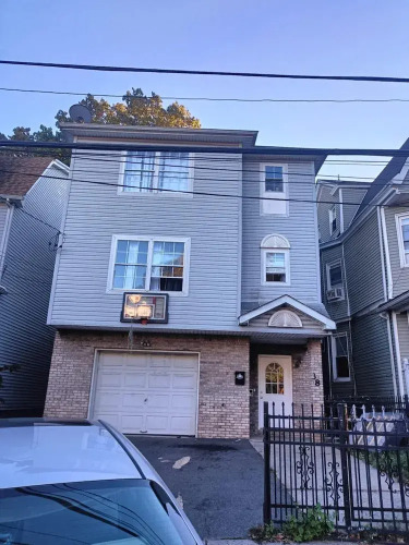 Fada Guest House 38 Yates Ave Newark Nj - Elizabeth, NJ
