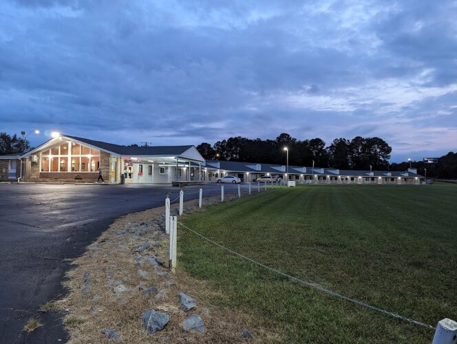 Travelers Inn - Smithfield, NC