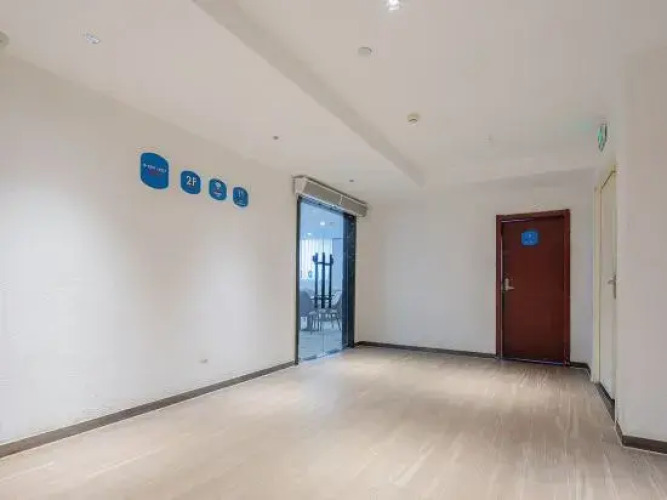 303 Hotel (Shangqiu High-speed Railway Station) - 상추 시