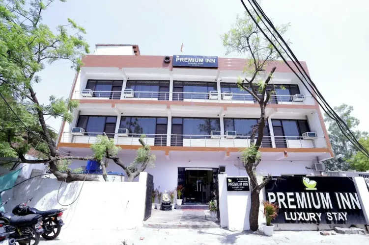 Corporate Inn 52 - Noida