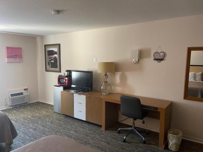 Rodeway Inn - Tawas City