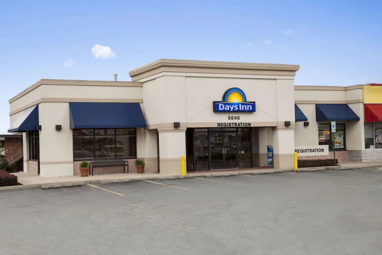 Days Inn Frederick - Frederick, MD