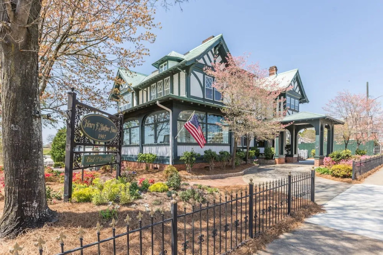 The Shaffner Inn - Winston-Salem, NC