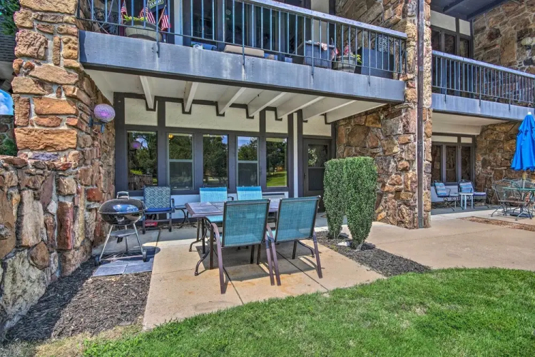 Pool Access: Condo W/ Patio In Afton - Grove, OK