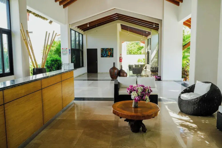 Portofino Hotel & Restaurante - Playa Blanca