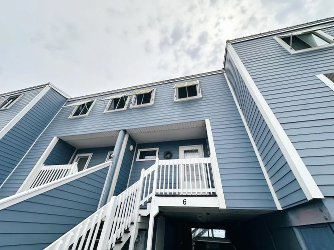 Charline At Shoreline Villas - Laguna Beach, FL