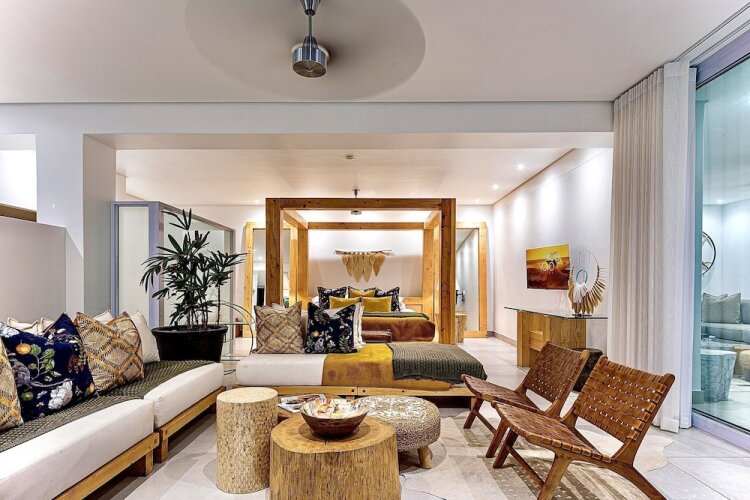 Yolo Spaces – The White House Boutique Villa - Dolphin Coast