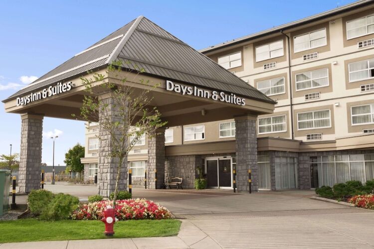 Days Inn & Suites - Langley - Langley