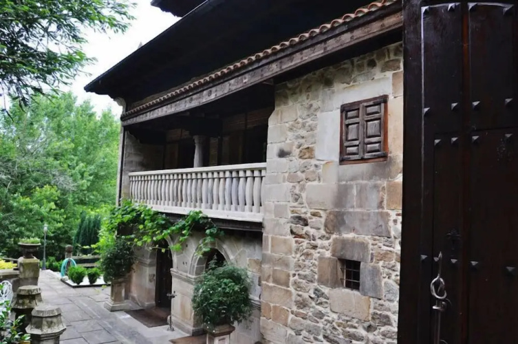 Hotel Palacio De Trasvilla - Cantabria