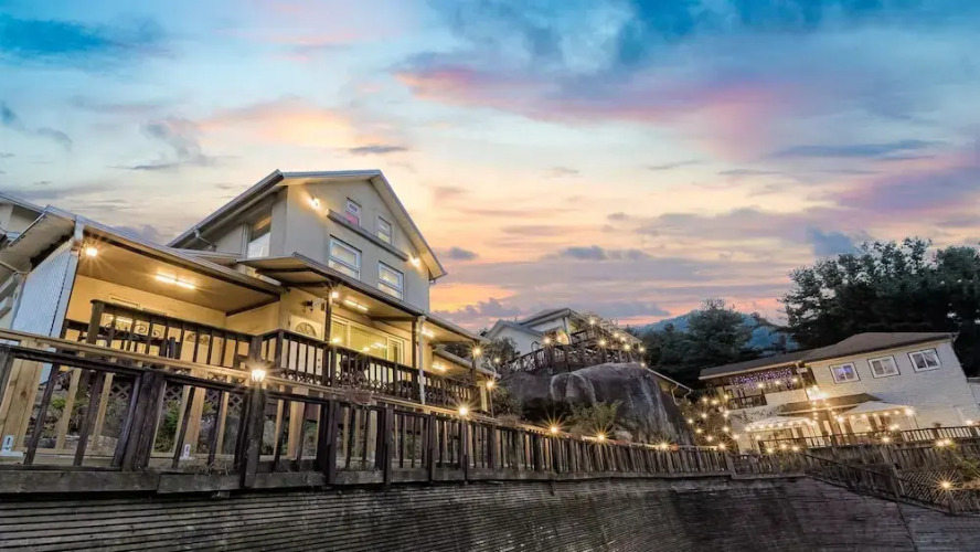 Gapyeong Bonita Pension - Icheon-si