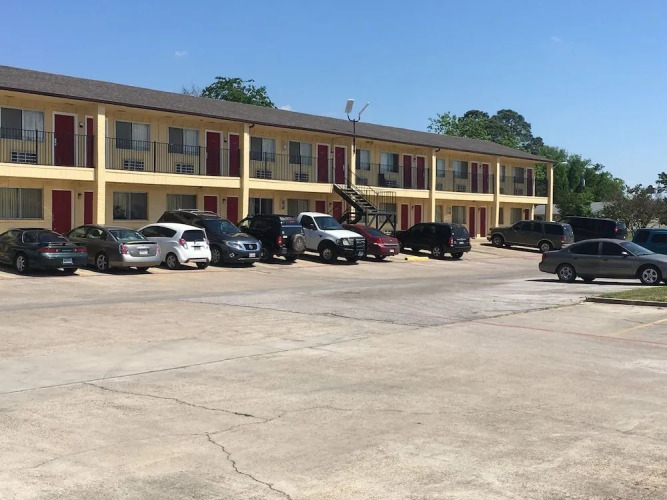 Great Western Inn & Suites - Euless, TX