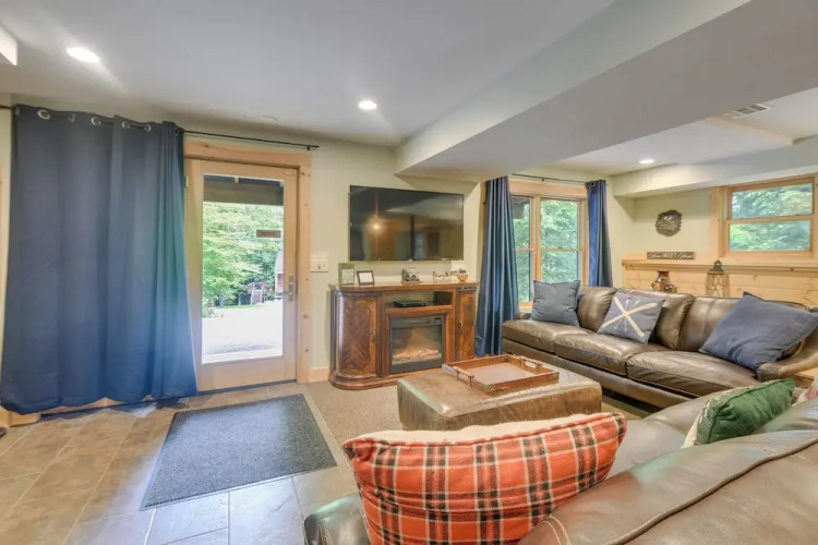 Updated Log Cabin Near Story Land & Diana's Baths! - Conway, NH