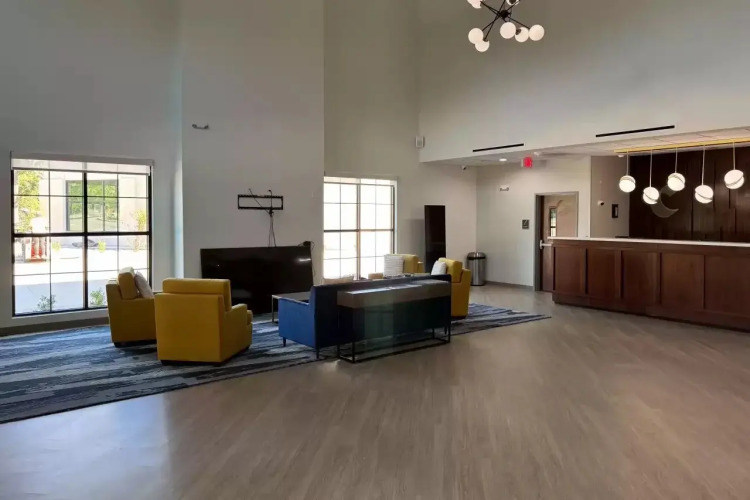 Comfort Inn & Suites Huntsville Near University - Huntsville, TX