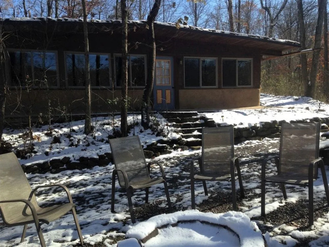 Makanda Inn - Illinois