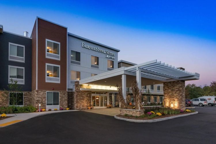 Fairfield By Marriott Inn & Suites Plymouth White Mountains - New Hampshire (State)