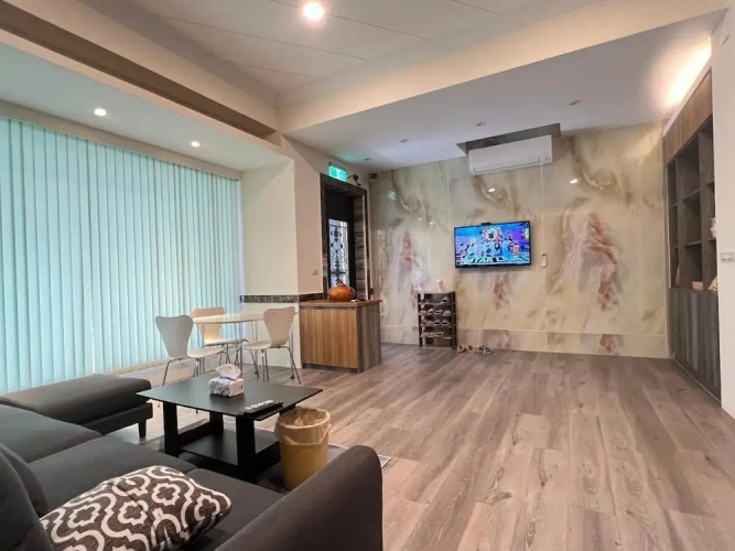 Kuan Pin Ju Station Elevator Hostel - Hualien County