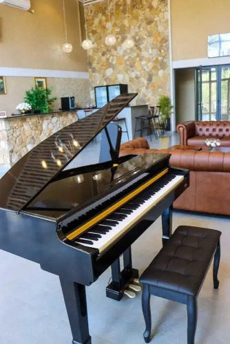 Savanna68 Hotel - Victoria Falls