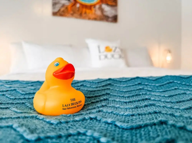 The Lazy Duck Inn - 西黃石