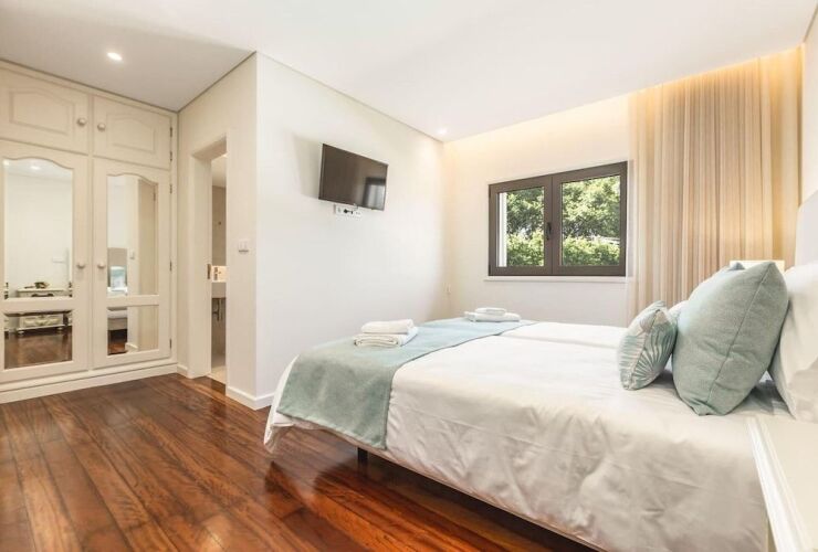 Stunning 6-bed House In Brito, Guimaraes - Guimaraes