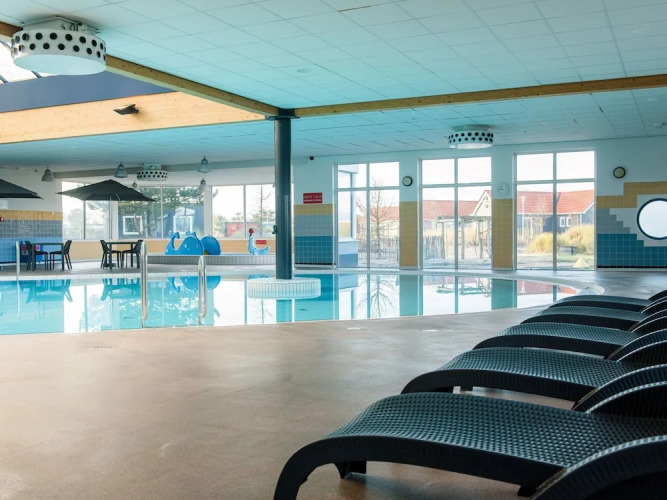 Modern Chalet With Two Bathrooms, In A Holiday Park At 1.5 Km. From The Beach - Friesland