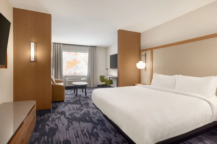 Fairfield Inn & Suites By Marriott Rockaway - Chatham, NJ