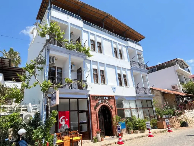 Kaptan Pansiyon - Kaş