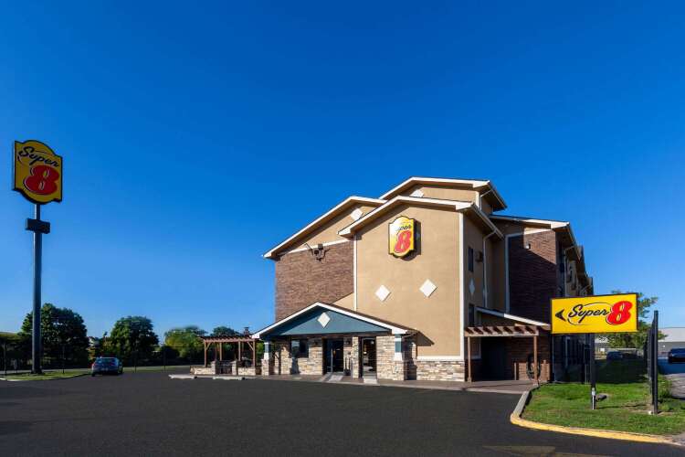 Super 8 By Wyndham Roseville/detroit Area - Comté de Saint Clair, MI