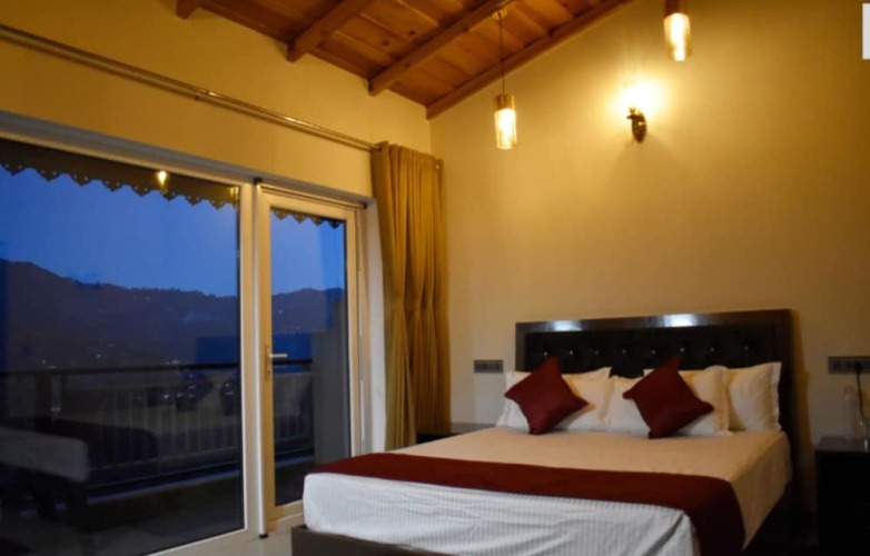 Captains Paradise - Mukteshwar