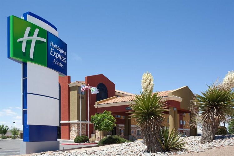 Holiday Inn Express & Suites Albuquerque-n. Balloon Fsta Pk - Rio Rancho, NM