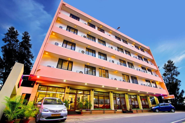 Hotel Excellency - Kochi