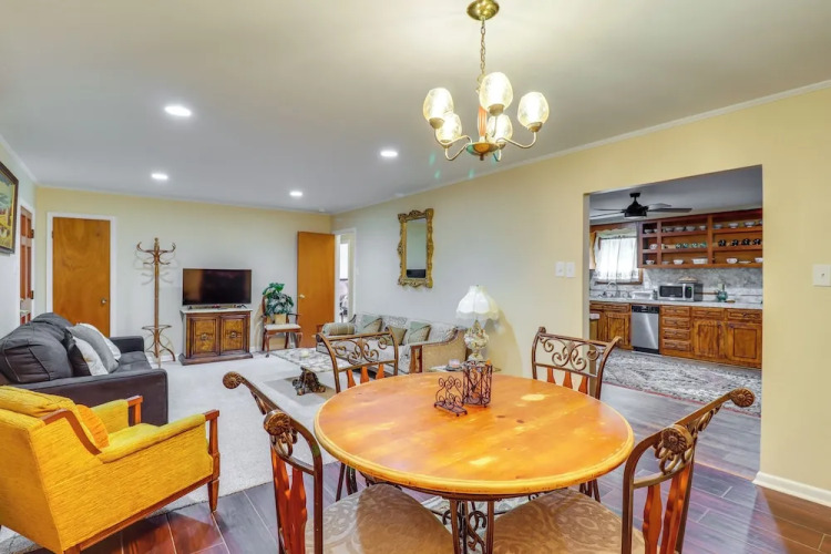 2 Mi To Dtwn Natchez: Cozy Home W/ Yard & Patio! - Natchez, MS