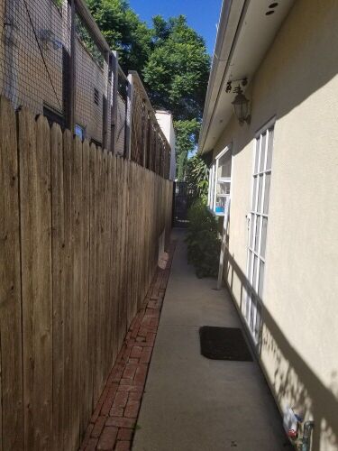 Cynnies Home - Long Beach, CA