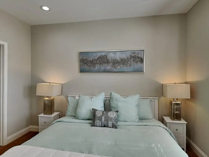 Pet-friendly Townhome W/fenced-in Yard Close To Area Fun! - ZooWorld Zoological Park