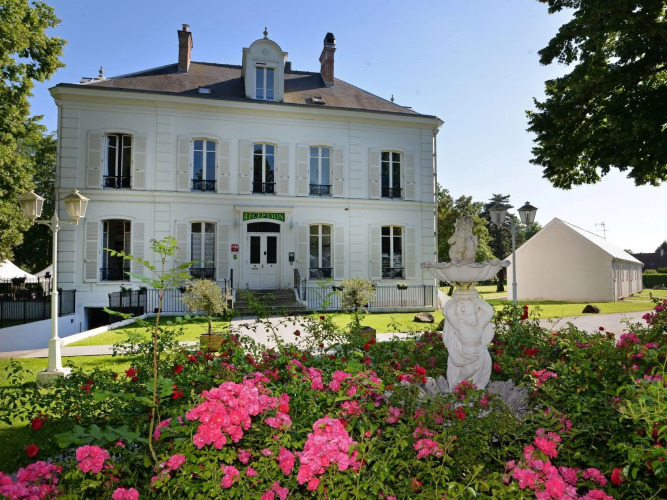 Hostellerie Du Châtel Les Billettes - Seine-et-Marne