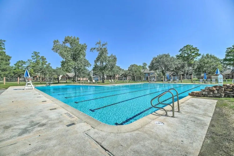 Lake Conroe Home W/ Resort-style Perks & Patio - Conroe, TX
