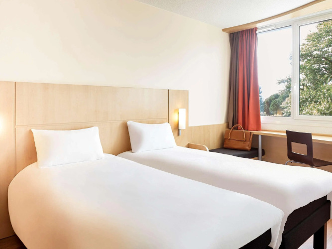 Ibis Cavaillon Portes Du Luberon - Orgon