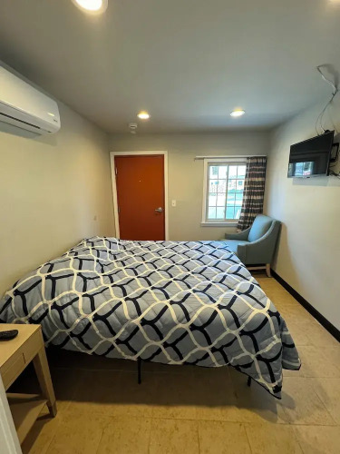 Fraser Motel - Roseville, MI