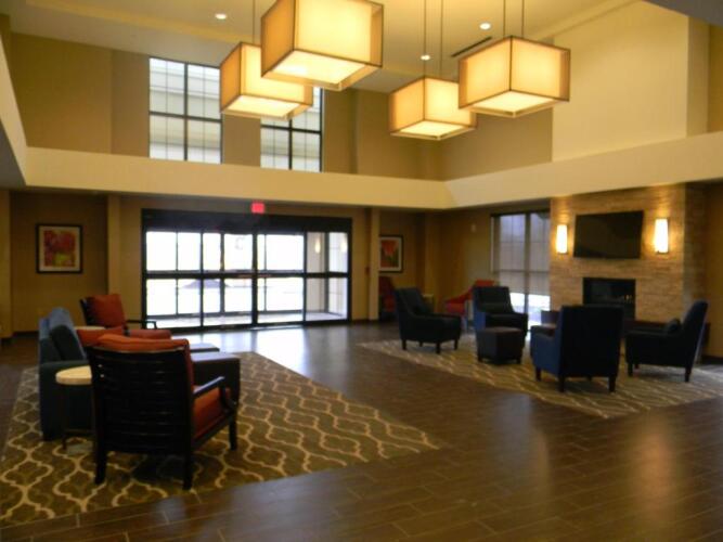 Comfort Suites Youngstown North - Warren, OH