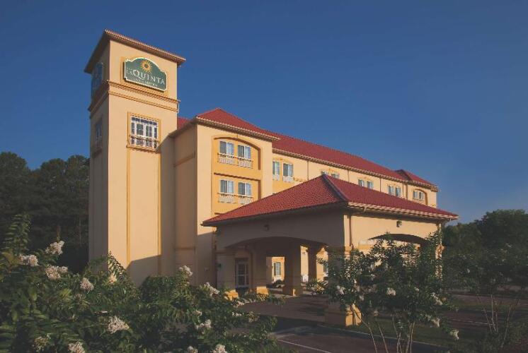 La Quinta Inn & Suites Norfolk Airport - 諾福克